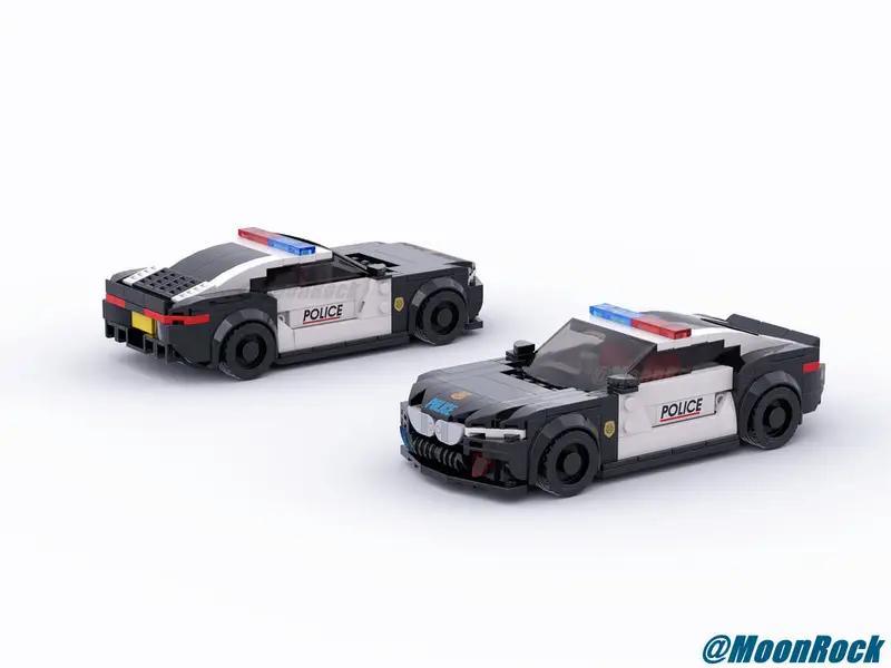 MOC-82686 BMW M8 Police– MOC Brick Store
